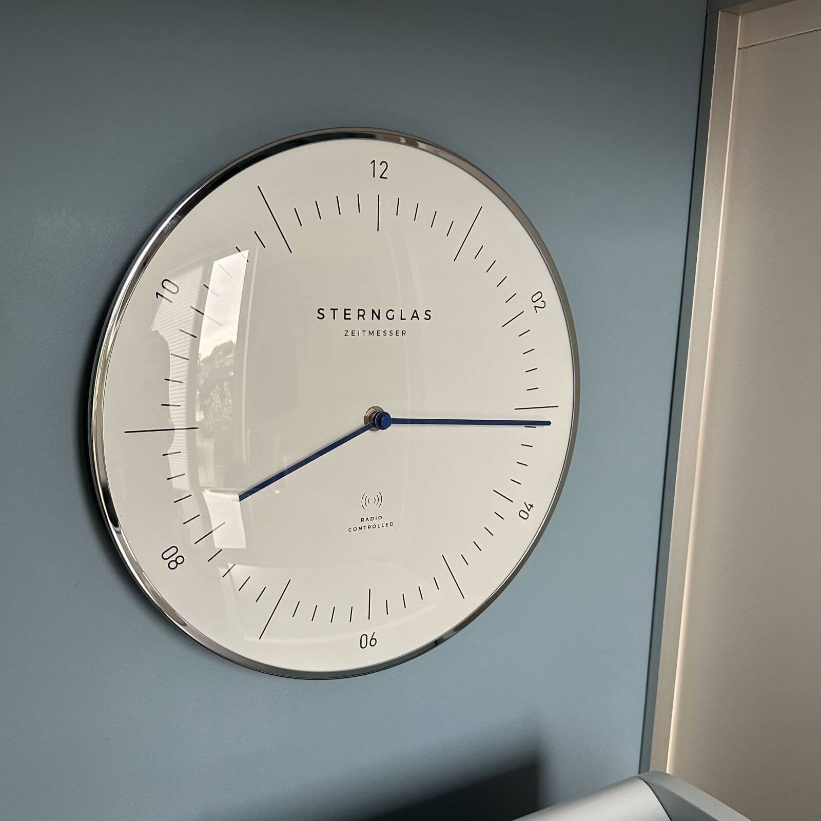 Wanduhr Naos weiß | Jetzt versandkostenfrei bestellen! – sternglas.de